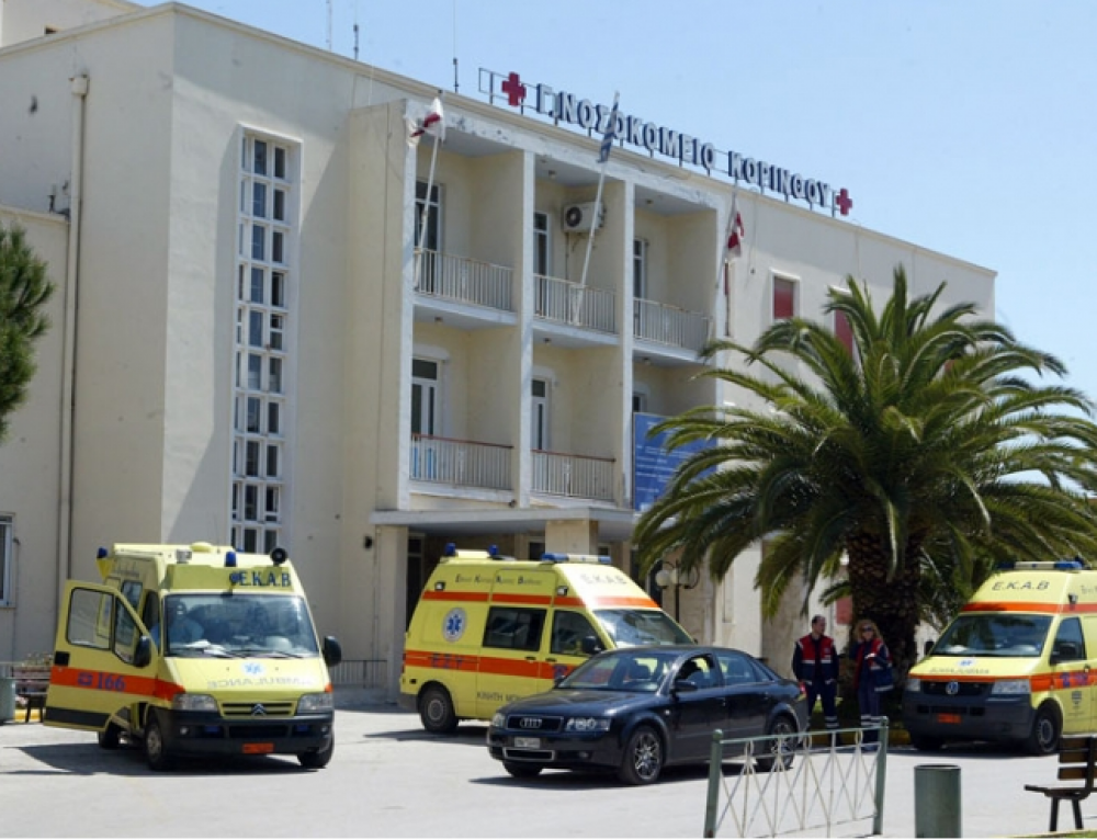 Η ονειρεμένη παραλία της Σκαλωσιάς με θάλασσα... "να την πιείς στο ...