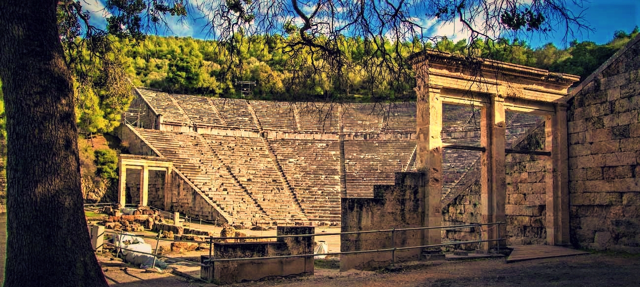 Το National Geographic κατατάσσει το αρχαίο θέατρο της Επιδαύρου στα 15 ...
