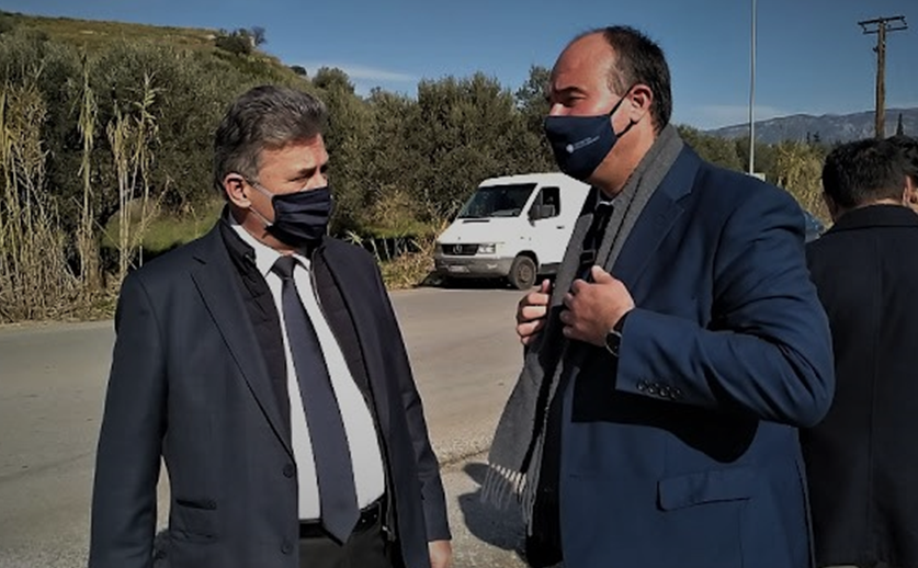 Στο έργο ηλεκτροφωτισμού της Κορίνθου - Εξαμιλίων ο Δήμαρχος Βασίλης ...