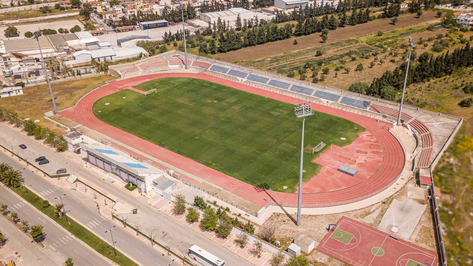 Ερώτηση της Μαρίας Πρωτοπαππά για το δημοτικό στάδιο Λουτρακίου ...