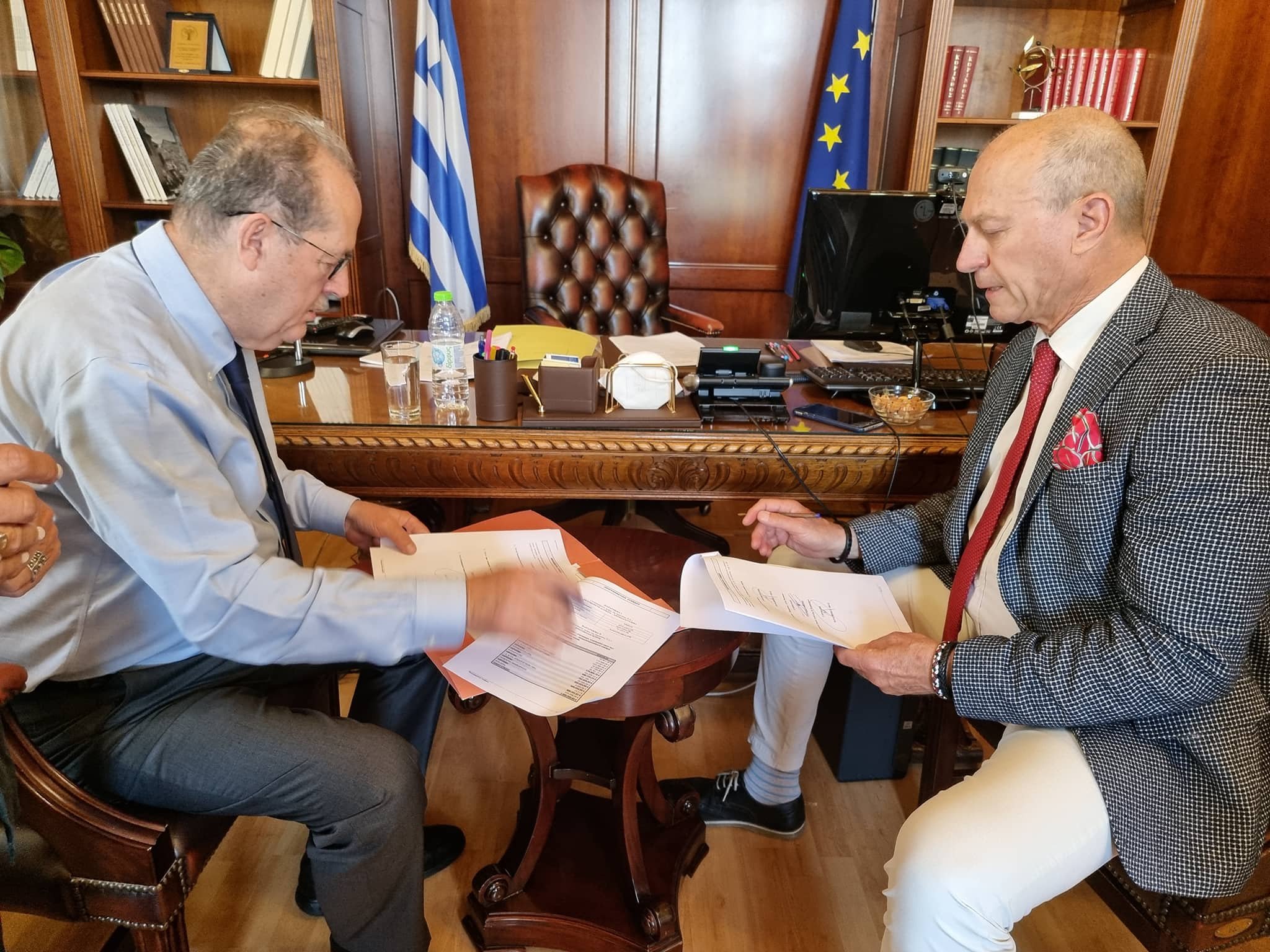Π. Νίκας – Γ. Γκιώνης: Θα κατασκευαστούν δύο ισόπεδοι κυκλικοί κόμβοι ...