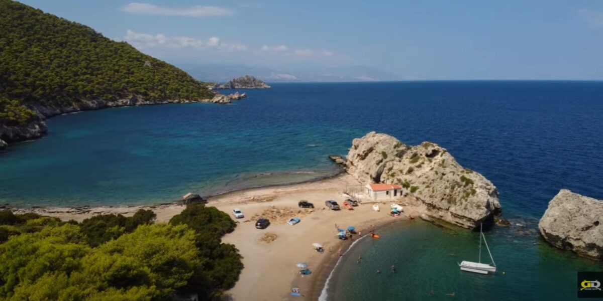 Μυλοκοπή: Τι προκαλεί εντύπωση στη διπλή παραλία στην Κορινθία ...