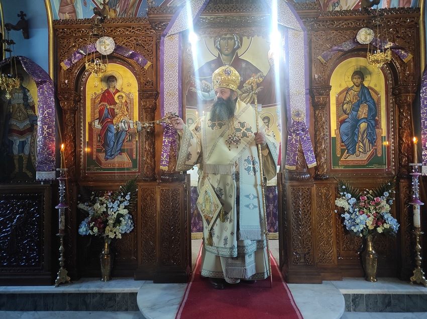 Θ. Λειτουργία και 40/νθήμερο Μνημόσυνο της Μοναχής Αθανασίας Γκιώνη την ...