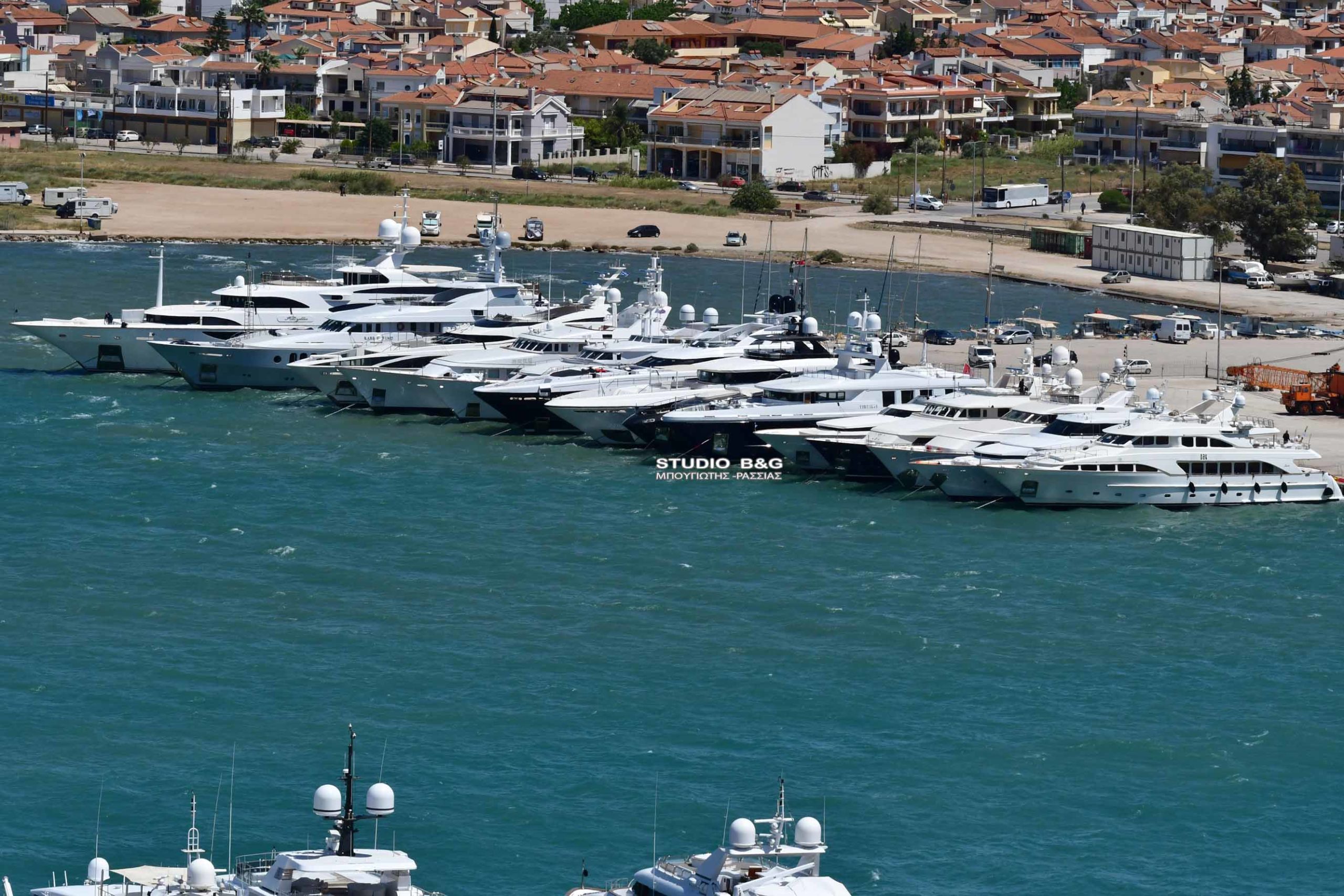 ΝΑΥΠΛΙΟ: Δεκάδες πολυτελή σκάφη για την έκθεση 9 MEDITERRANEAN YACHT ...