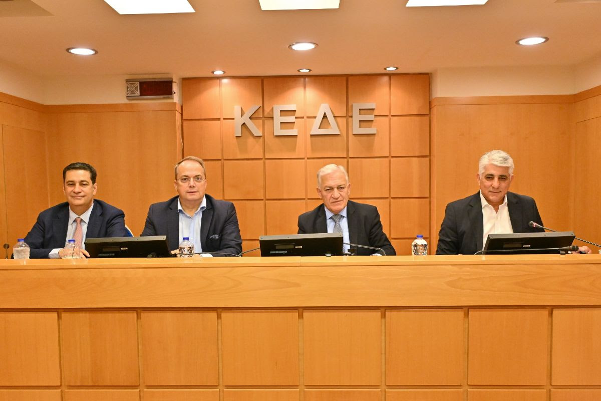 Συνεδριάζει σήμερα η ΚΕΔΕ » loutrakiblog