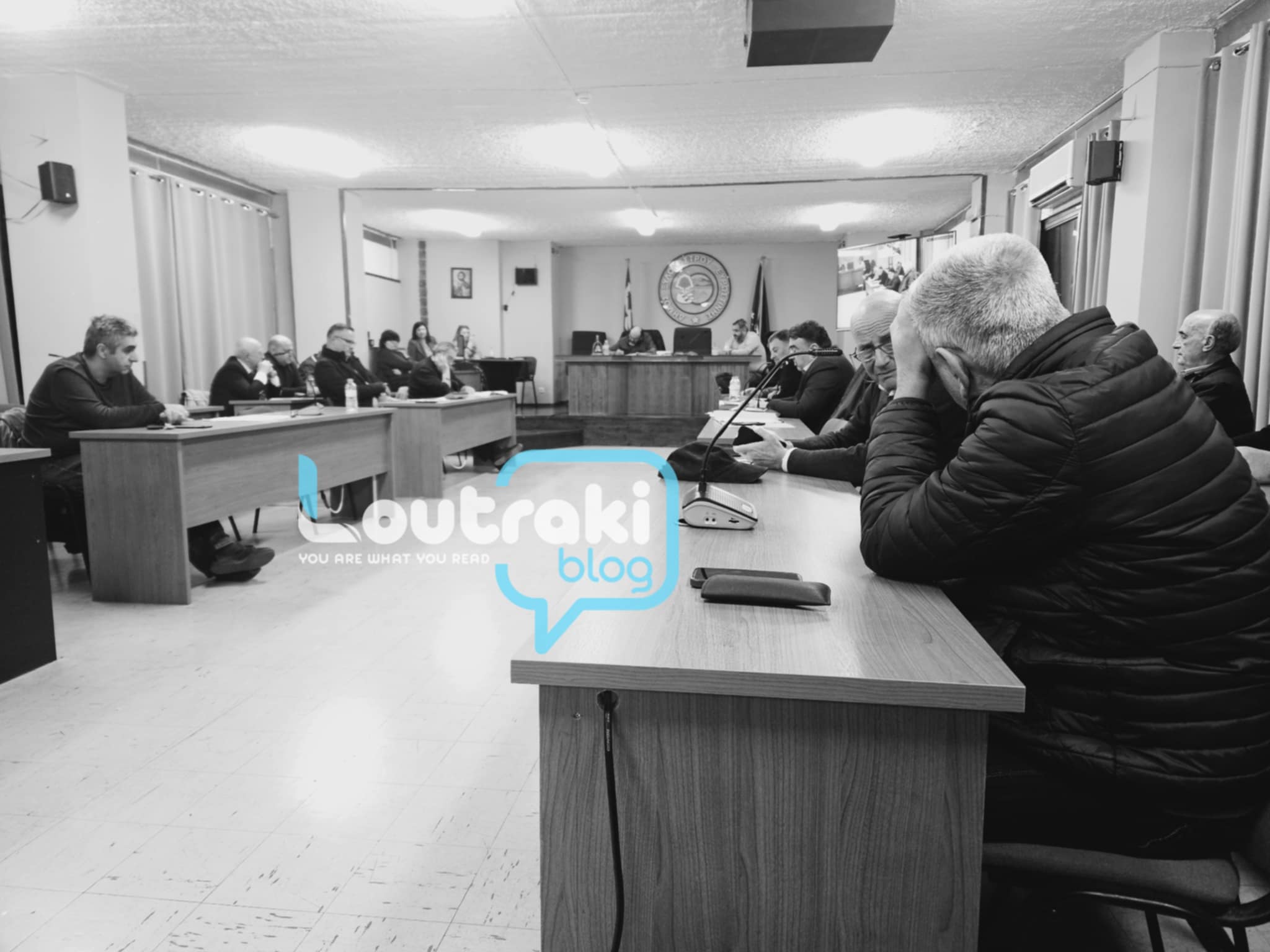 ΞΥΛΟΚΑΣΤΡΟ: Αύξηση ΦΩΤΙΑ στα δημοτικά τέλη. Αποχώρησε διαμαρτυρόμενη η ...