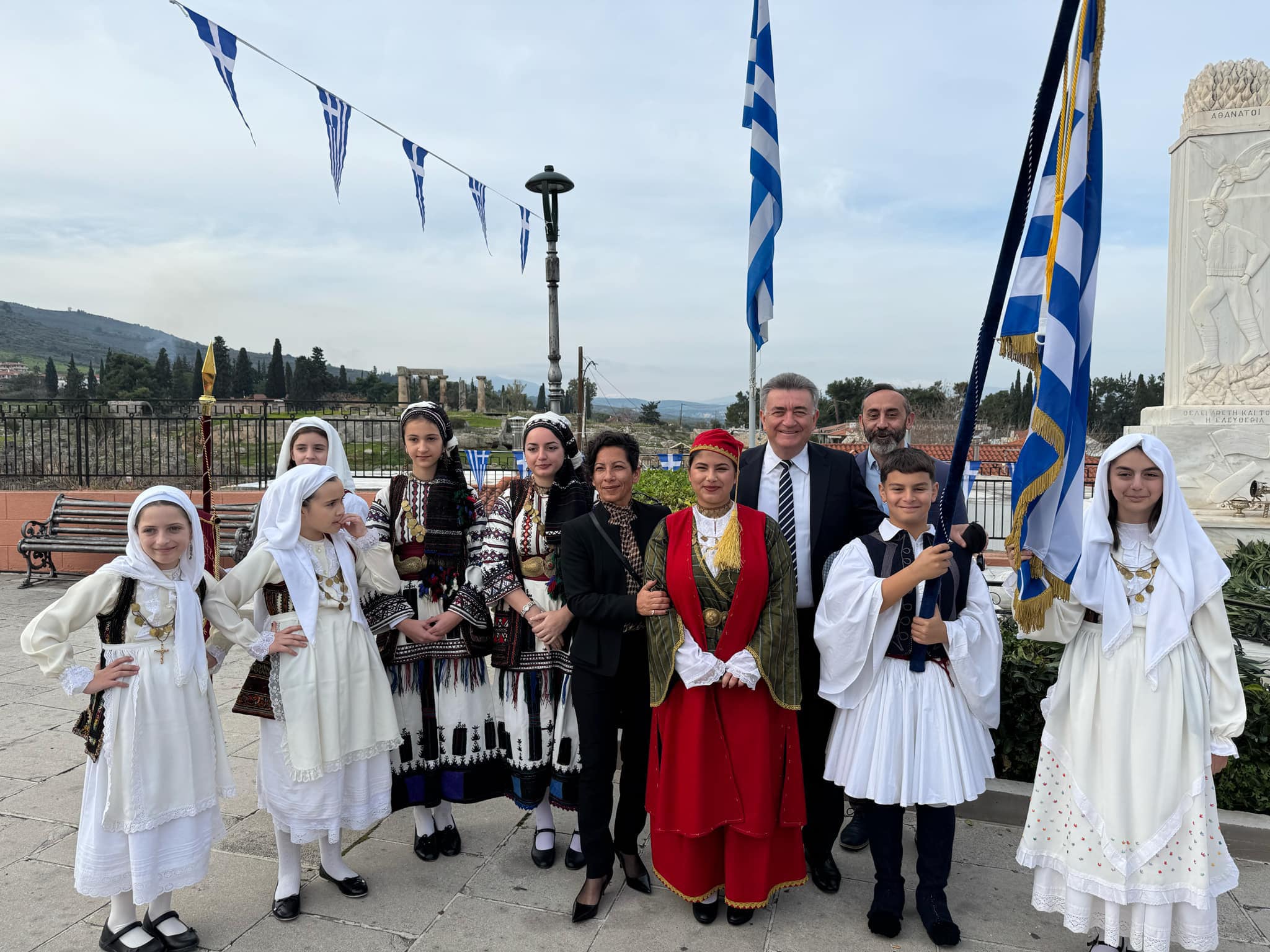 Εορτάστηκε στην Αρχαία Κόρινθο η Επέτειος της Ανακήρυξης της Κορίνθου ...